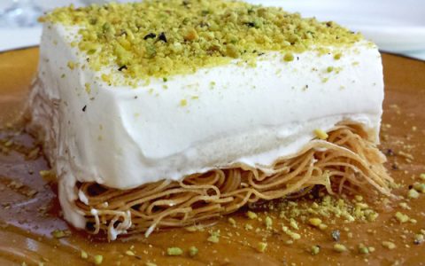 Μπουγάτσα της Βέφας Αλεξιάδου | MamaPeinao.gr