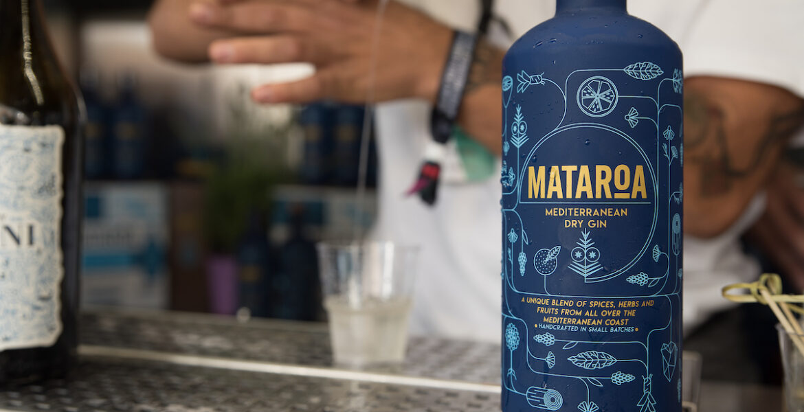 Το προϊόν της εβδομάδας: Mataroa Mediterranean Gin - www.MamaPeinao.gr